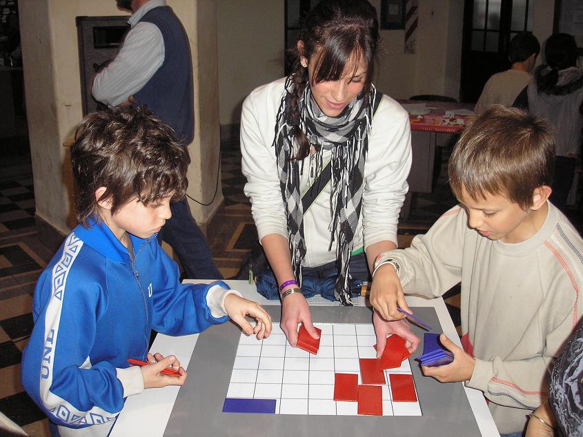 Aprende matemáticas jugando: guía para secundaria - CCFProsario.com